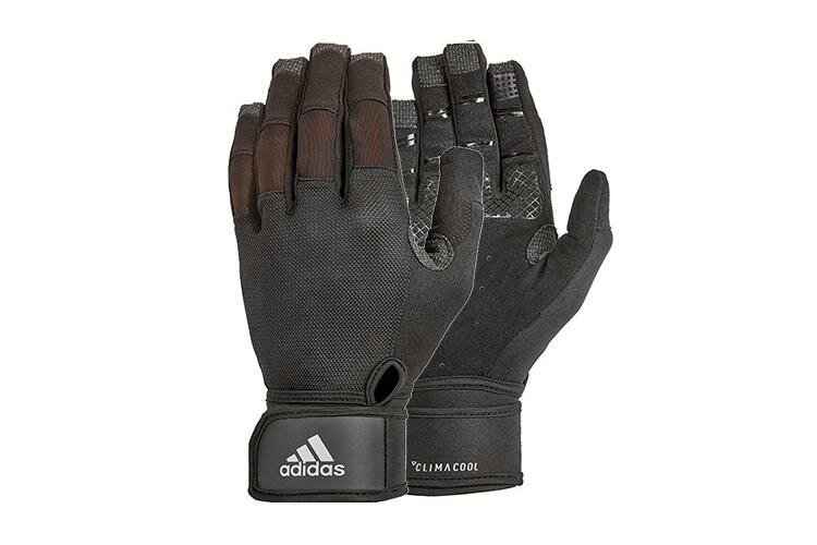 Спортивные перчатки унисекс Adidas 13698416, черные, M EU