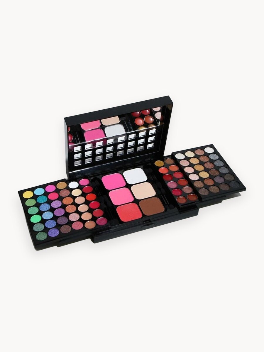 Профессиональный набор для макияжа (тени для век, блеск для губ, румяна, корректоры)