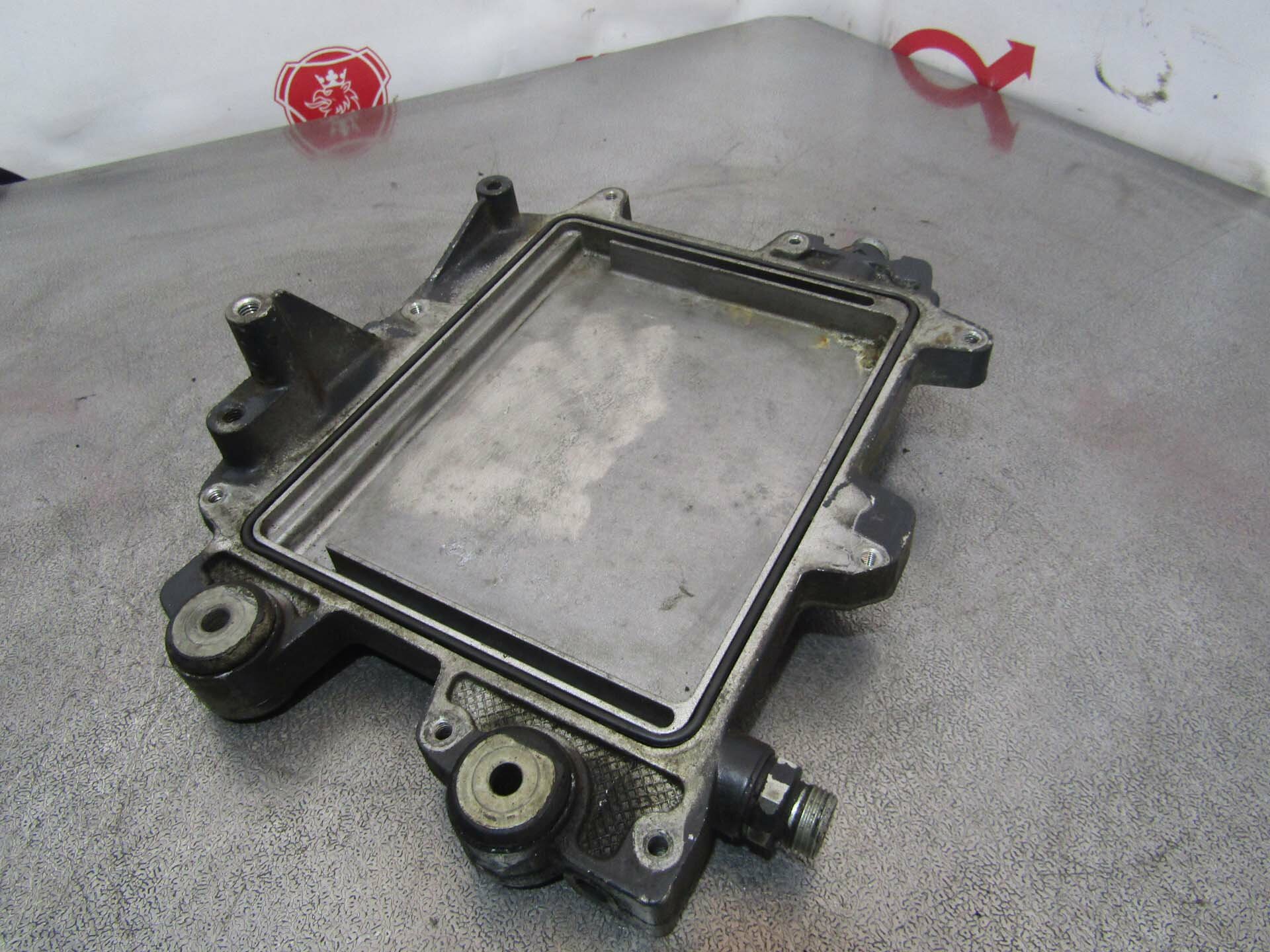 Радиатор топливный двигателя Cursor 10 IVECO STRALIS