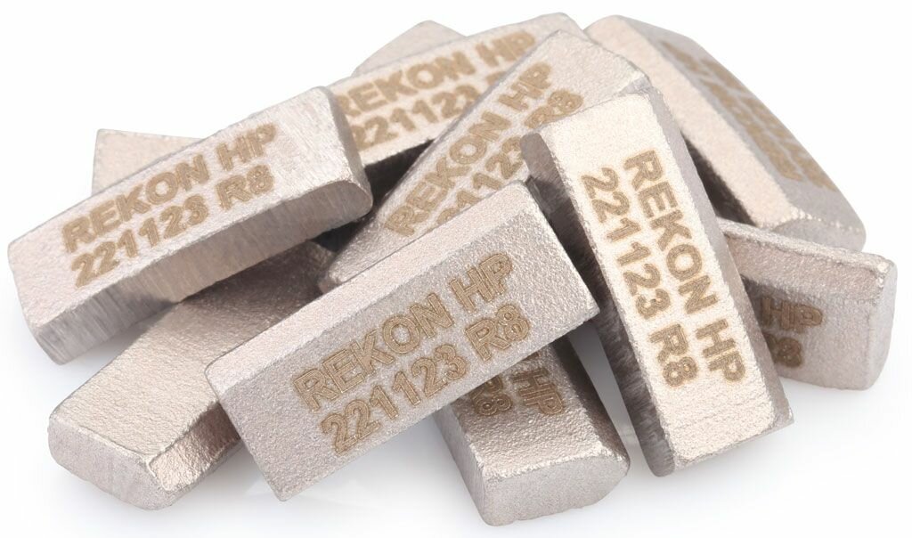 REKON Алмазный сегмент HARD Premium (R8:24x4,5x10) для алмазных коронок D182-255, 10 штук