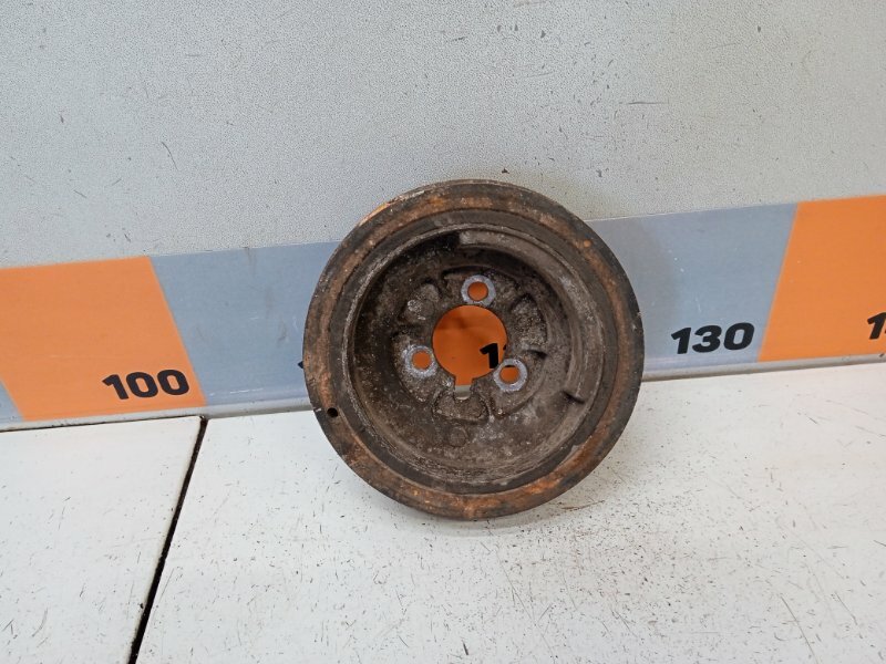 Б/У коленвала, 1.2 Ситроен С-Элизэ Шкив Citroen C-Elysee 2014 D 227556 Peugeot-Citroen арт. 9800864680