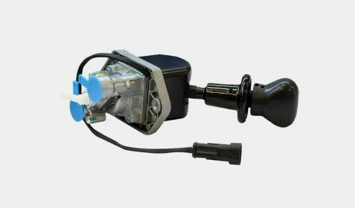 Кран ручного тормоза 2 вывода с датчиком 9617230640