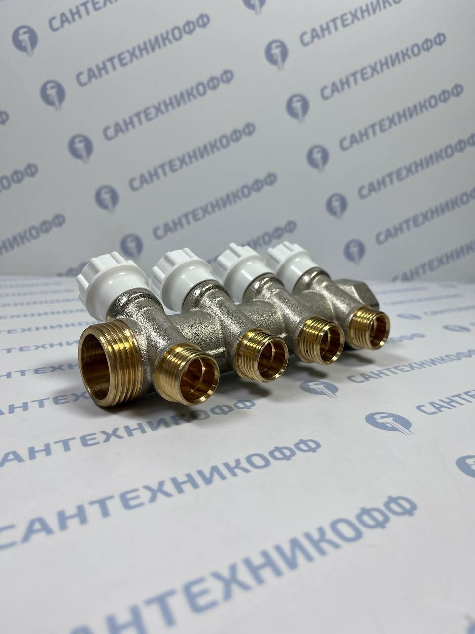 Коллектор ITAP с вентильными кранами, 4 выхода 1"ВНх1/2"Н 465(1"х4)