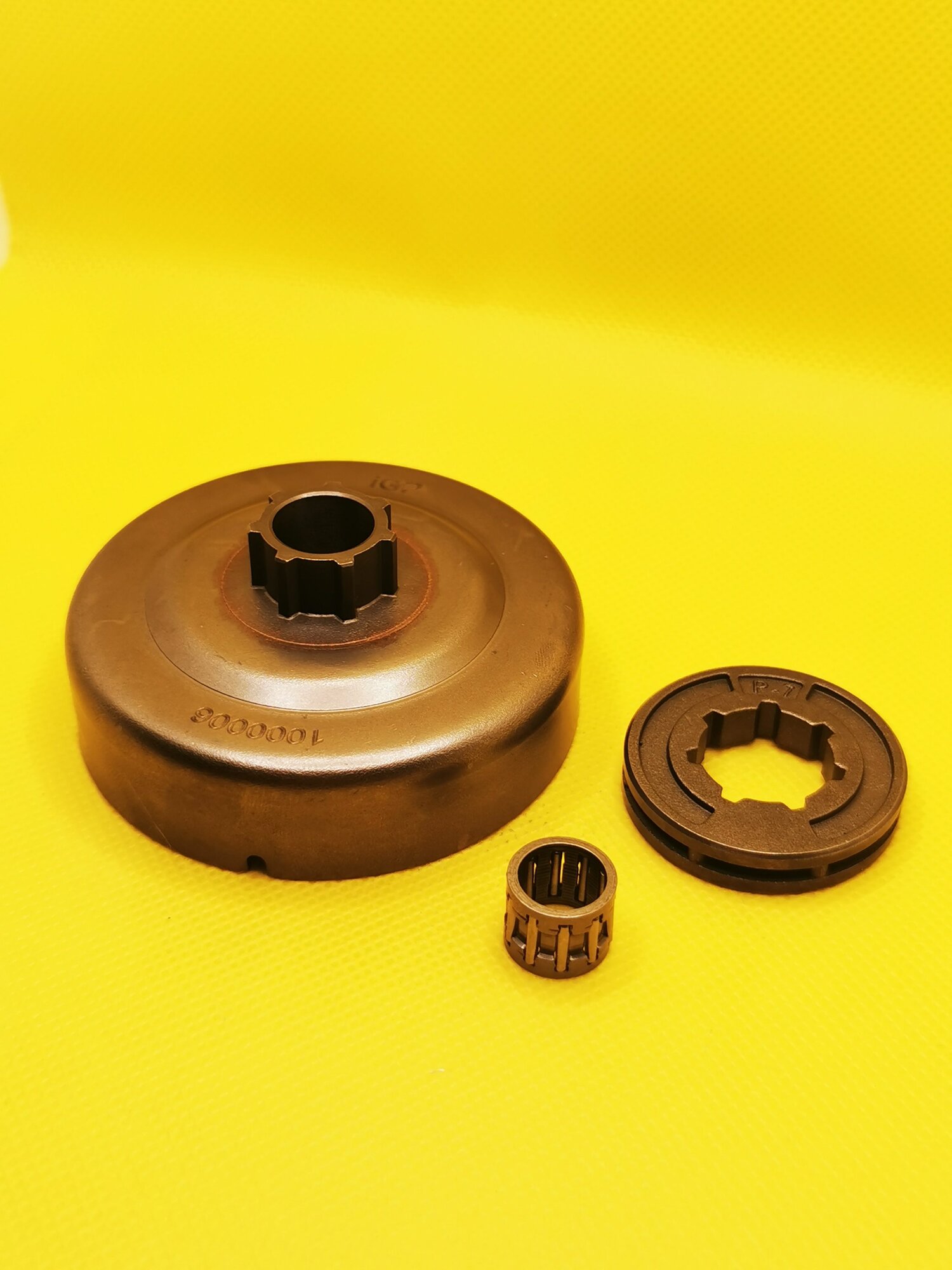 Звездочка ведущая для бензопил Stihl MS180, MS210, MS230, MS250 (3/8"-7Mini ) 1000006