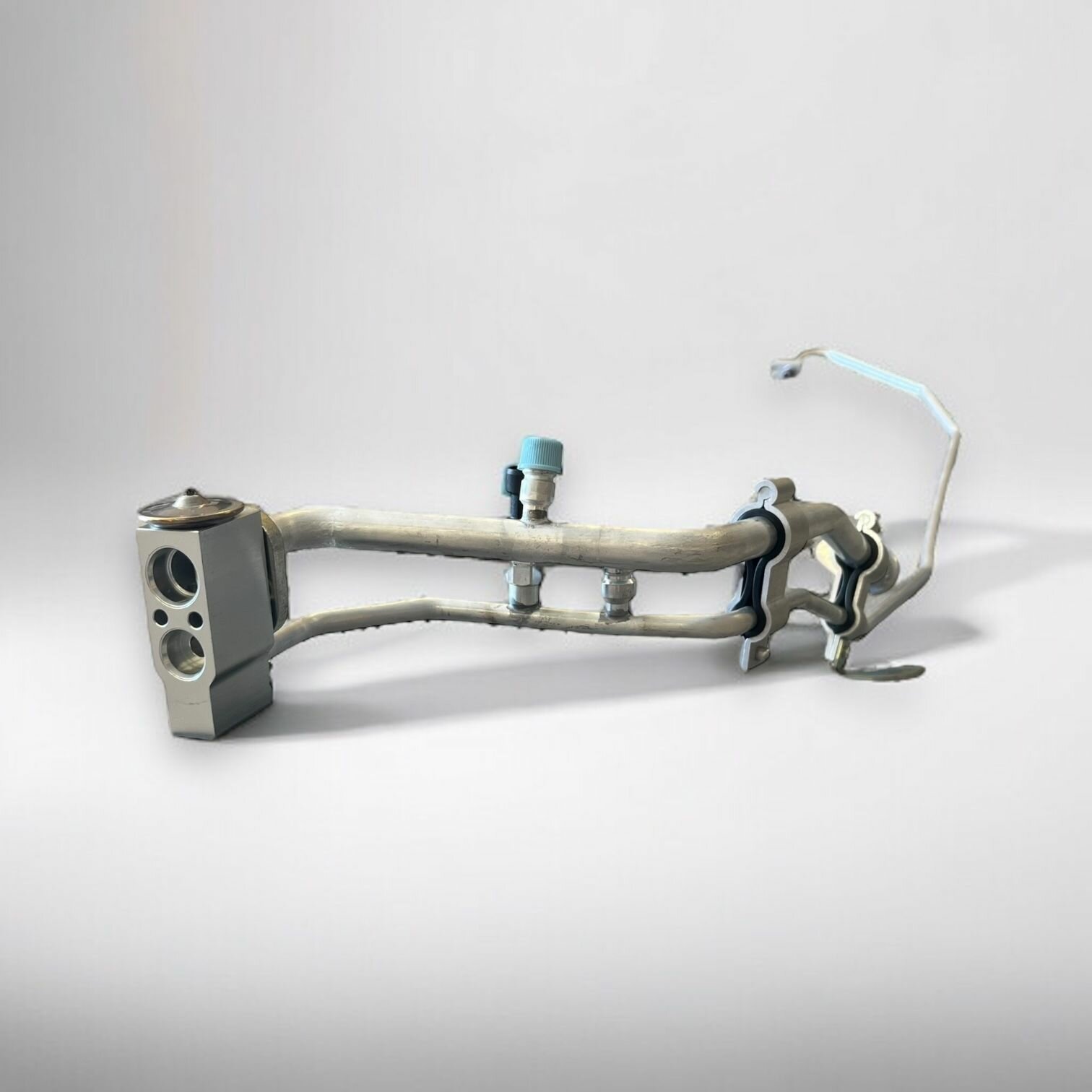 Блок трубопроводов кондиционера Лада Гранта 2190