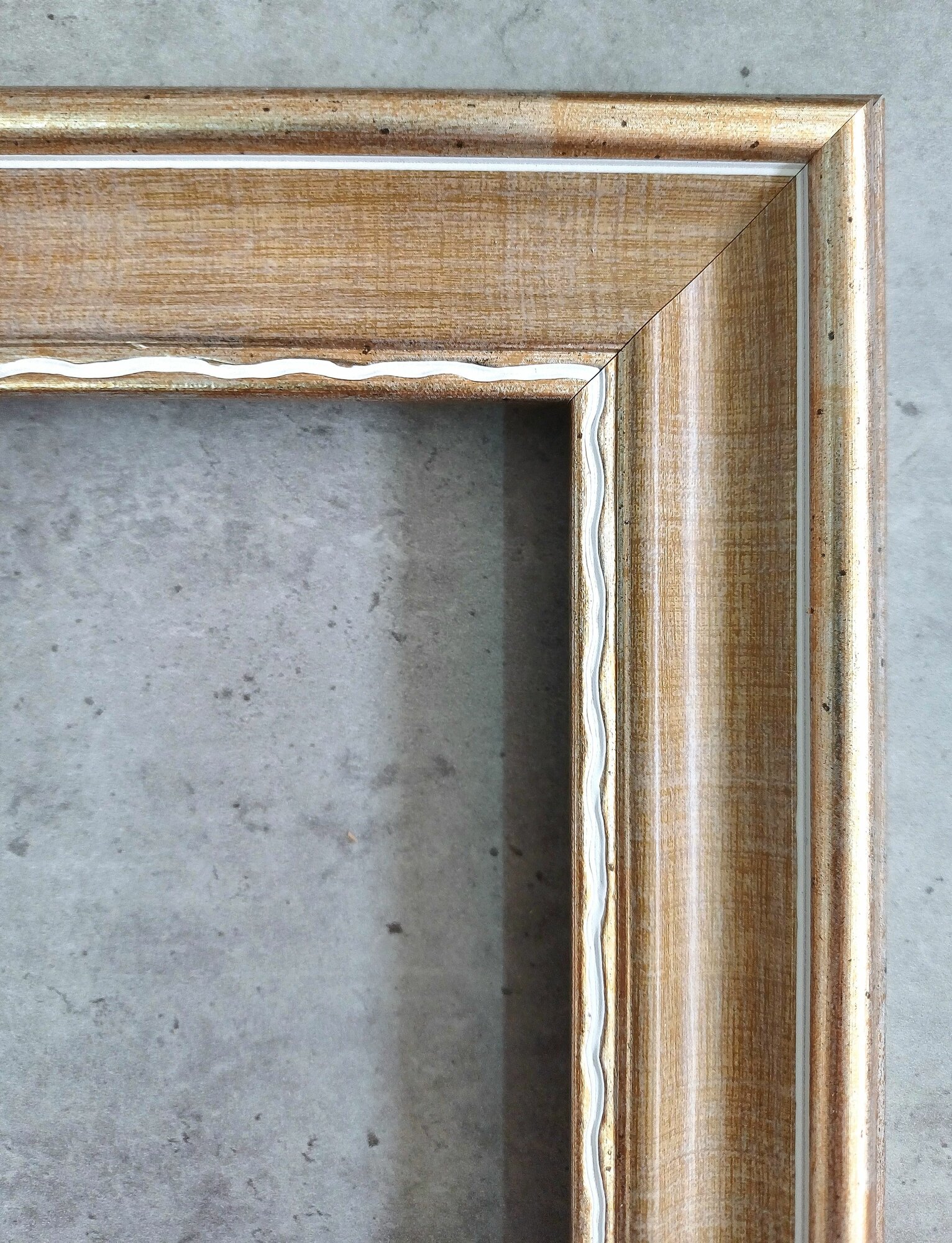 Багетная рама 30х40 (внутренний размер)