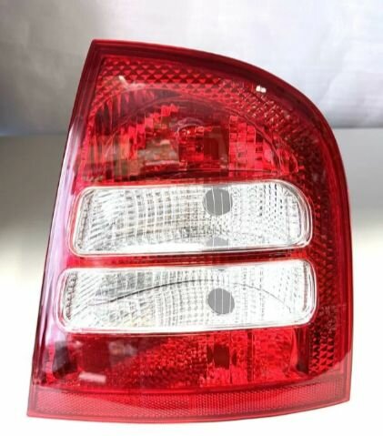 Фонарь задний правый фара задняя правая Skoda Octavia I A4 + Tour Шкода Октавия 1 А 4 + Тур 2000-2011