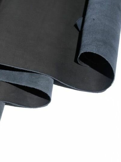 Кожа натуральная галантерейная в листах. Краст 1.2-1.4 . А2. Черный.