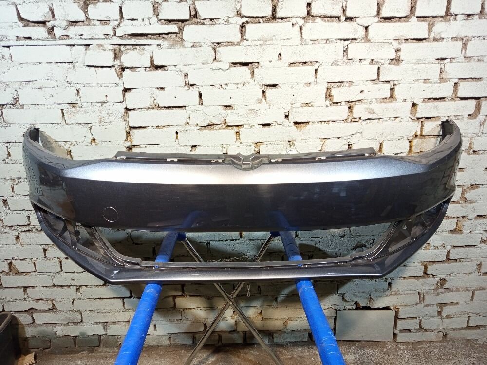 Бампер передний Volkswagen Jetta 6 до рест. vg04152ba