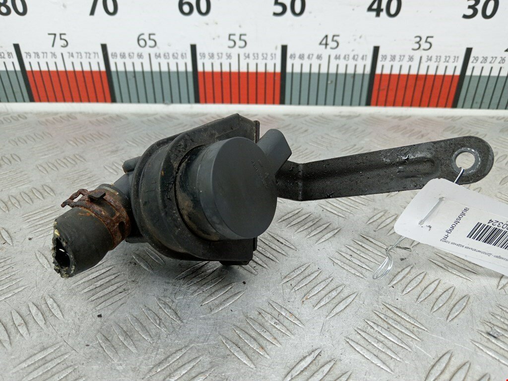 Дополнительная водяная помпа Volkswagen Golf 6 1K0965561 арт. 2220324