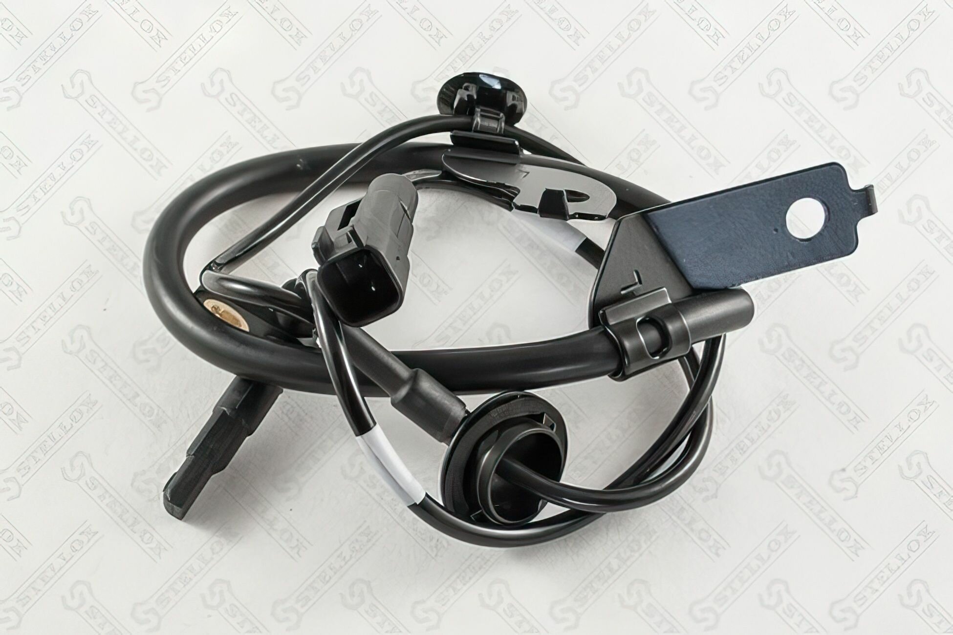 Датчик ABS передний левый для Митсубиси Лансер 8, Аутлендер 2, 3, Ван 2, 3 06-65563-SX STELLOX