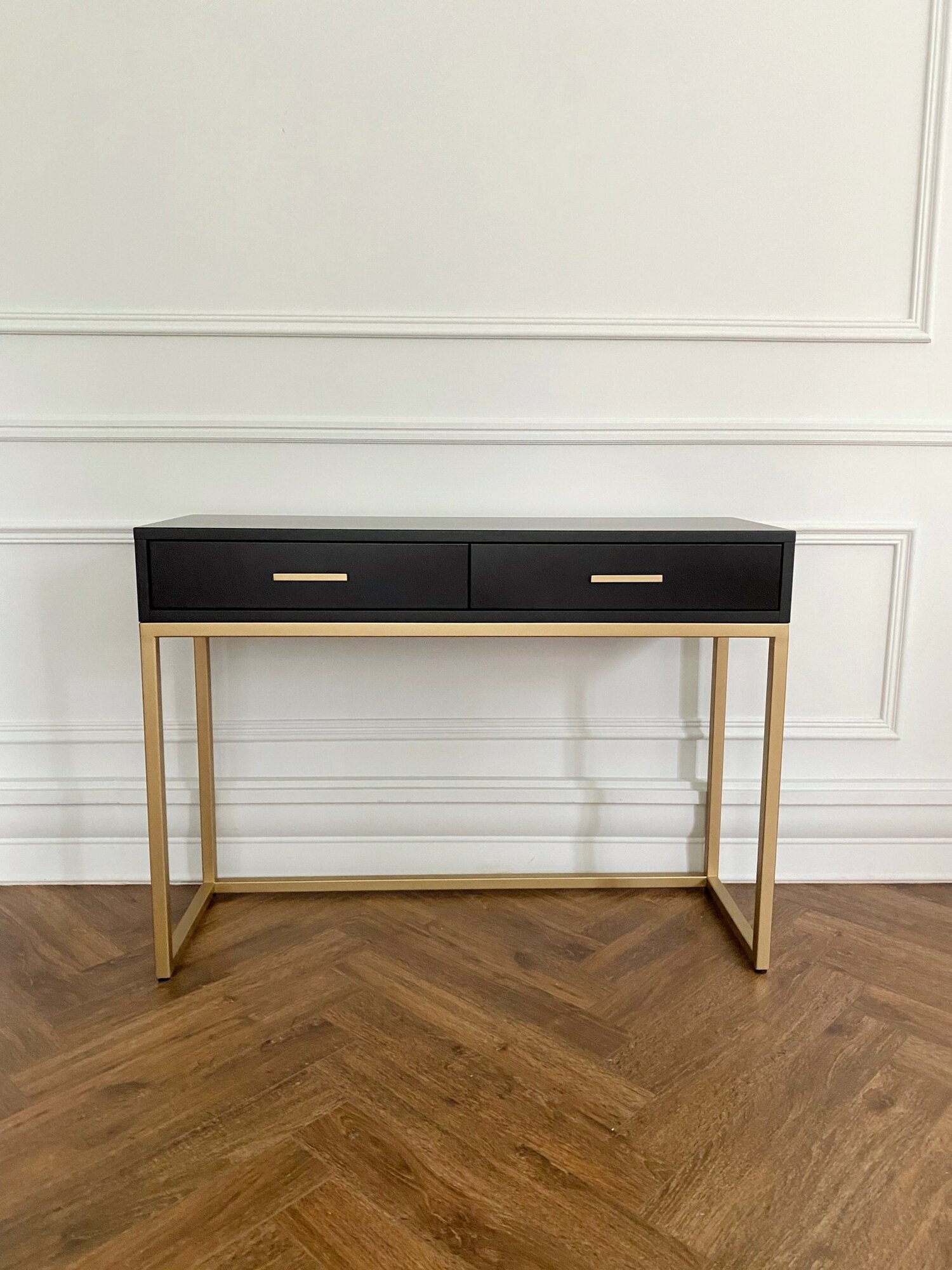 Консоль Келли Н с 2 черными ящиками на золотистом металлическом основании