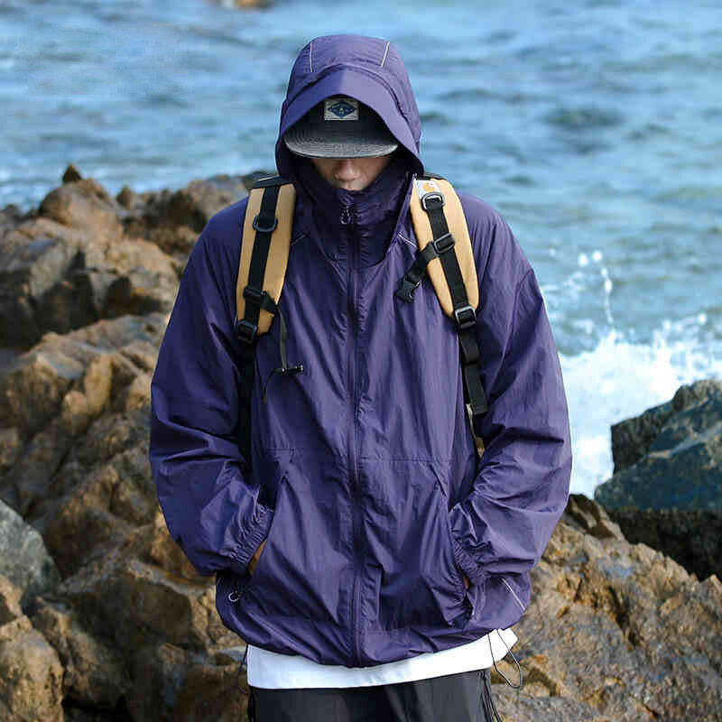 Куртка спортивная