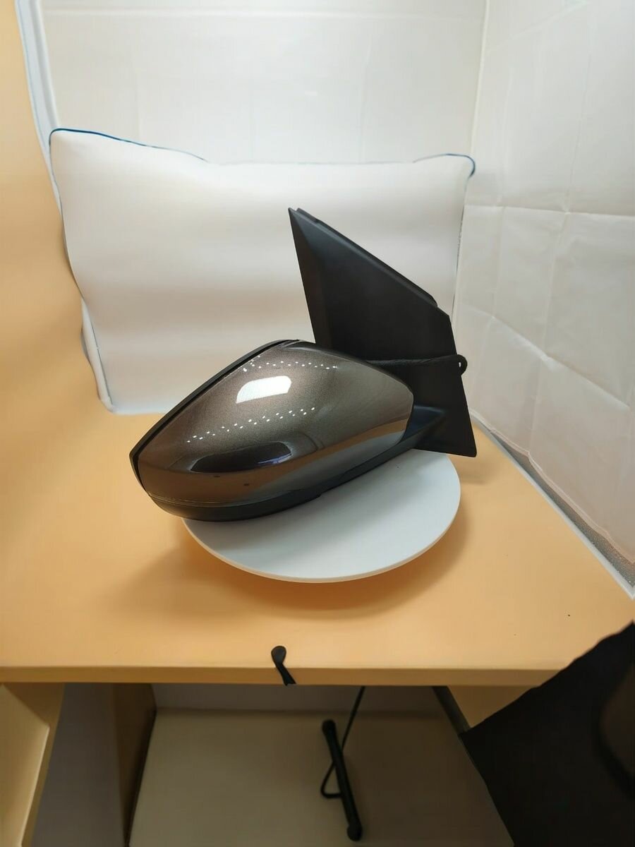 Зеркало коричневое Volkswagen Polo 09-20 (Справа/ Обогрев/ Повторитель поворота/ Складывание/ 8 контактов)