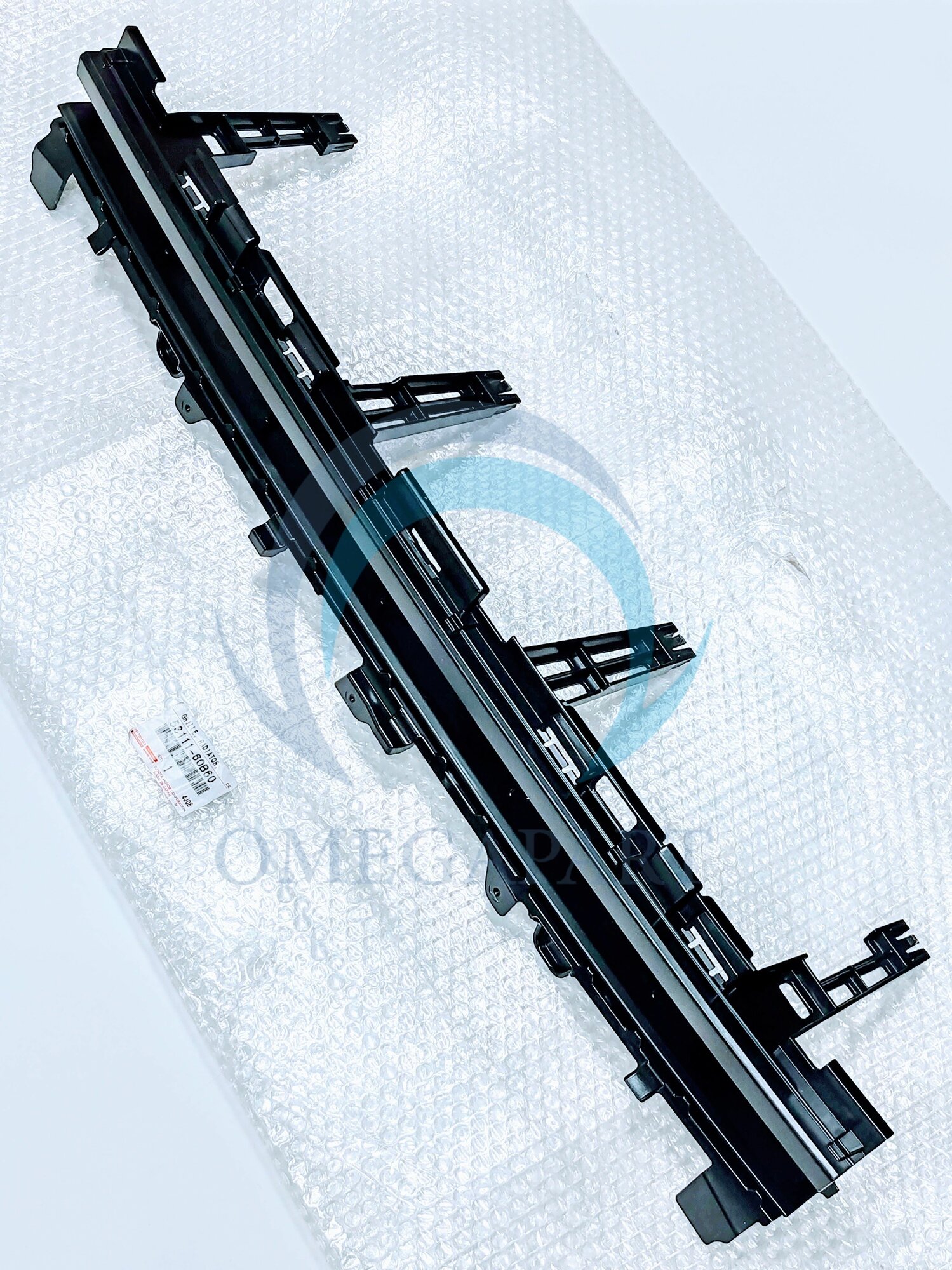 Кронштейн решетки радиатора, Toyota 5311160B60