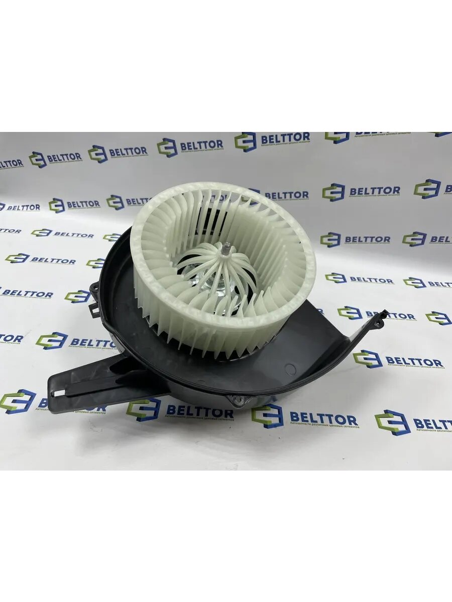 Моторчик печки Новое Cargoparts