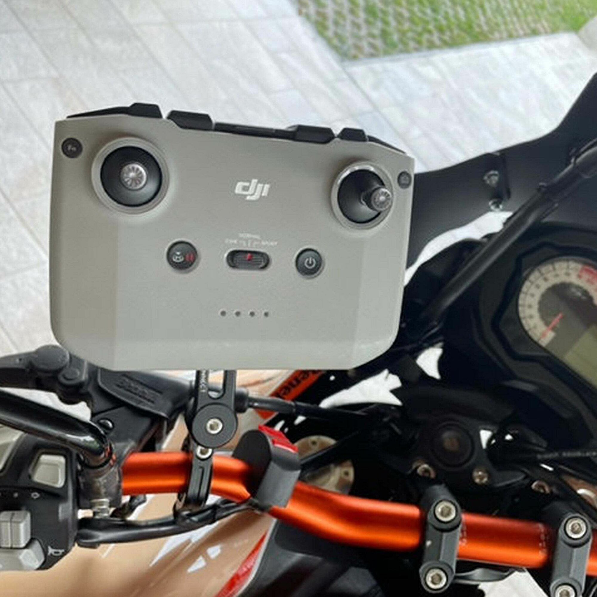 SP Connect Universal Interface MINI SPC+ Универсальное крепление для смартфонов — фото 1