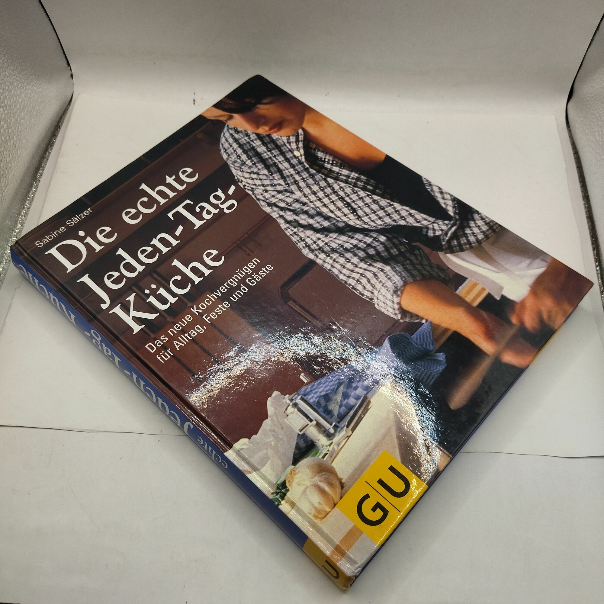Книга "Настоящая повседневная кухня", 2000 г, мягкая обложка