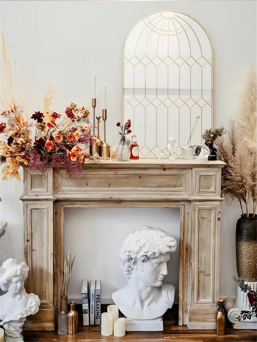 Маленькая каминная полка