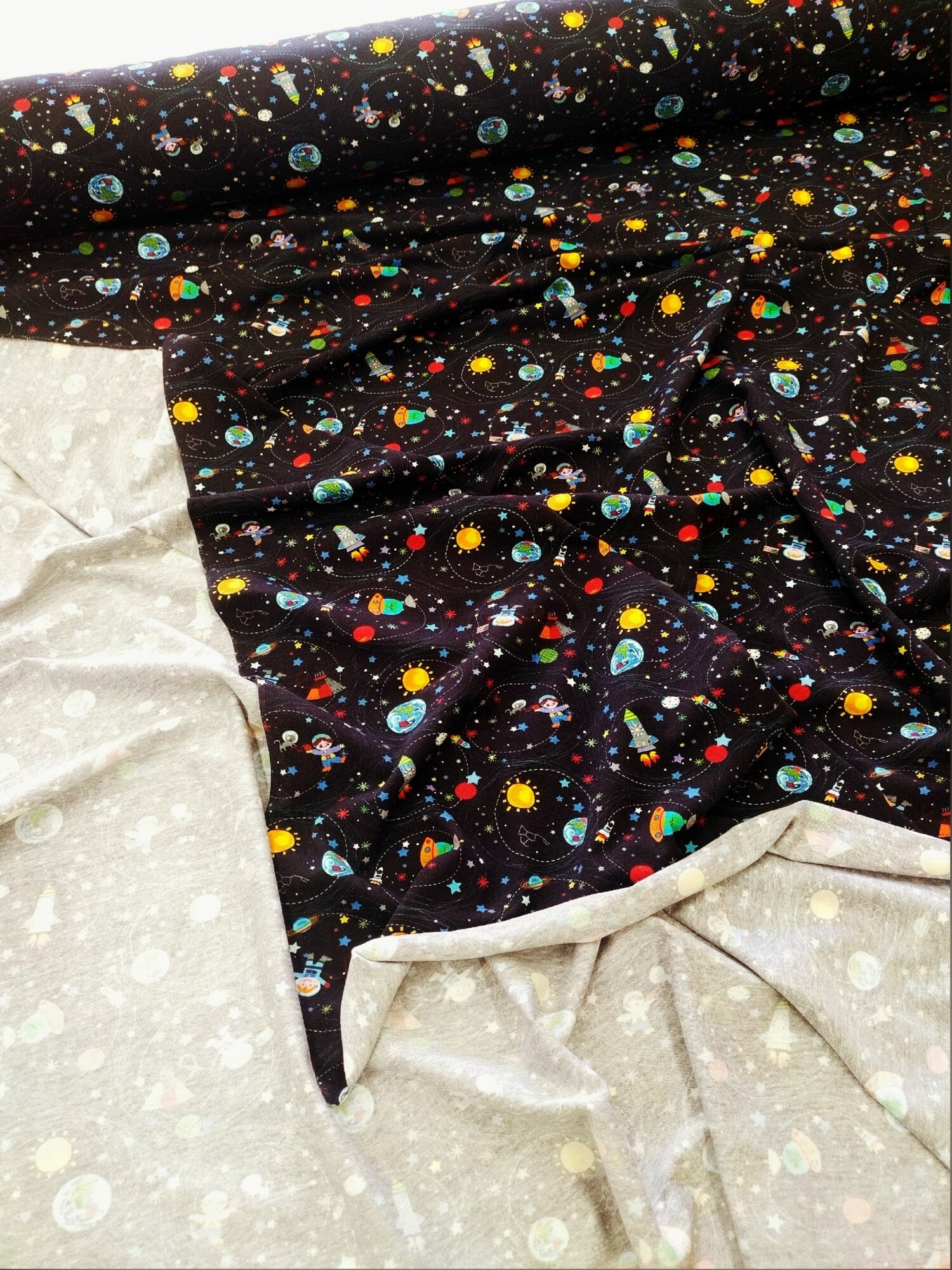 Трикотаж кулирка с лайкрой "Ракеты на синем", 1 метр, ширина 180 см