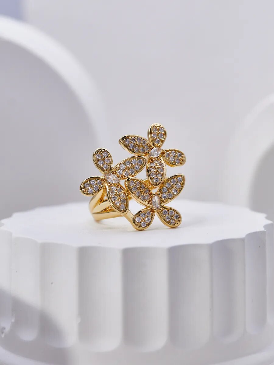 Кольцо, кристалл, циркон, фианит