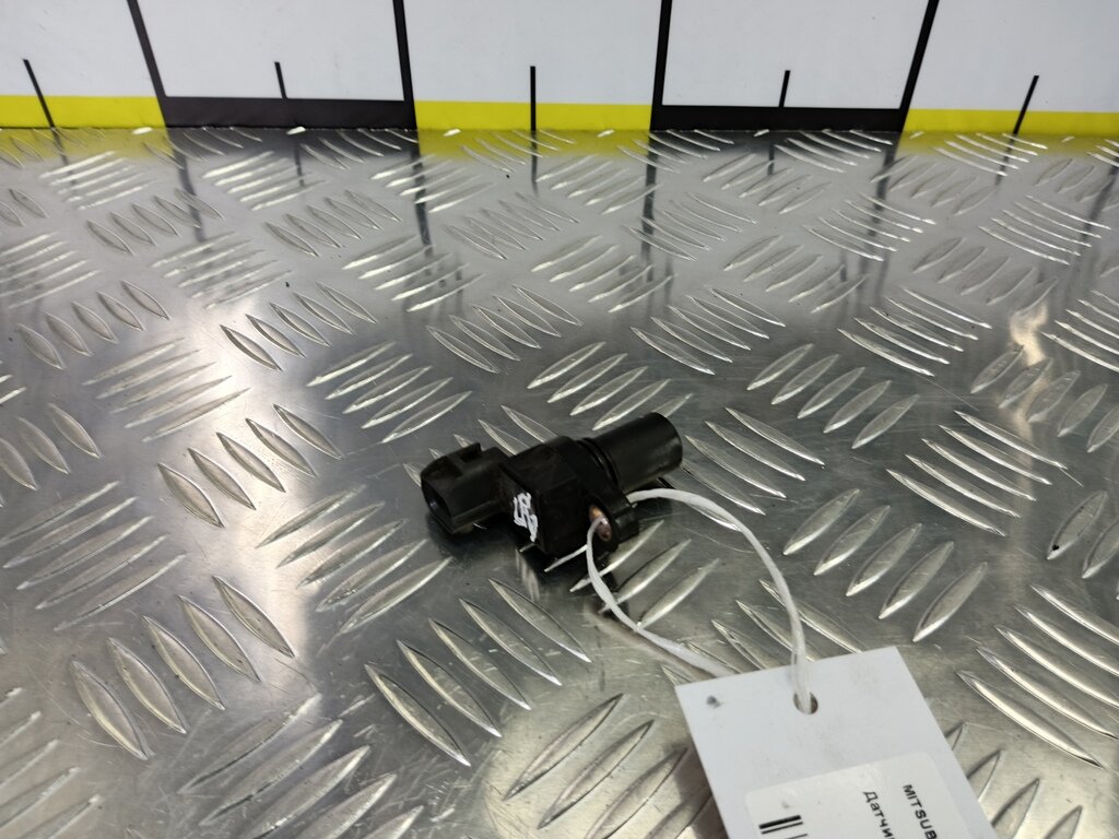 Датчик положения распредвала Б/У для MITSUBISHI LANCER IX рестайлинг (2005—2010) MD327107