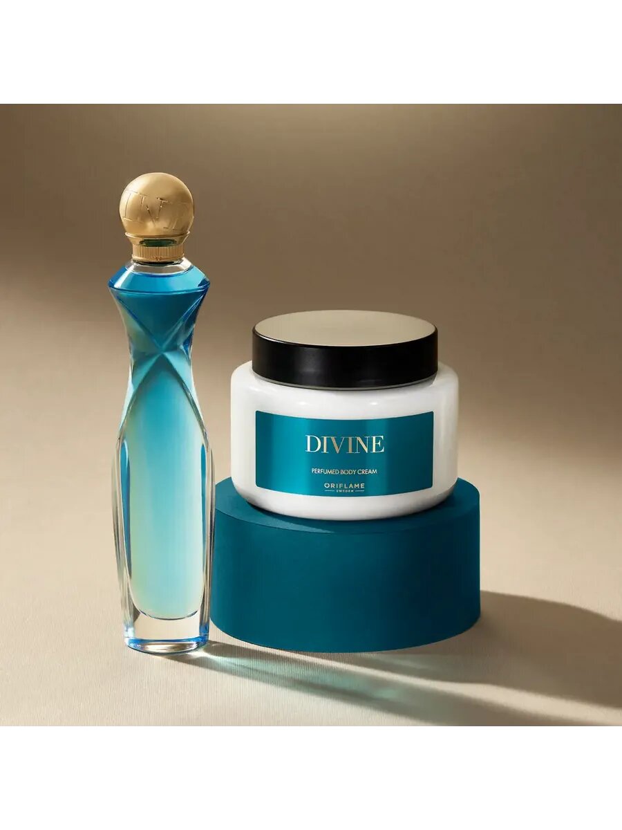 Крем для тела Oriflame Divine, парфюмированный, увлажняющий, с древесным ароматом
