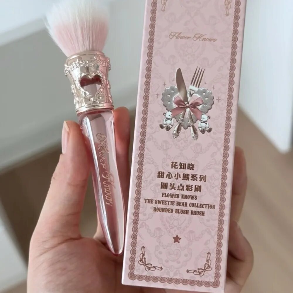 Flower Knows Кисть косметическая Для пудры