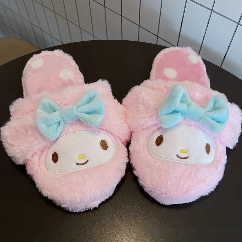 MINISO Тапочки Sanrio Coolmi Melody, мультяшная собачка с корицей, плюшевые туфли Hello Kitty, теплая домашняя обувь, нескользящая обувь для дома, весна и осень, Размер: Один размер для EU 36-39