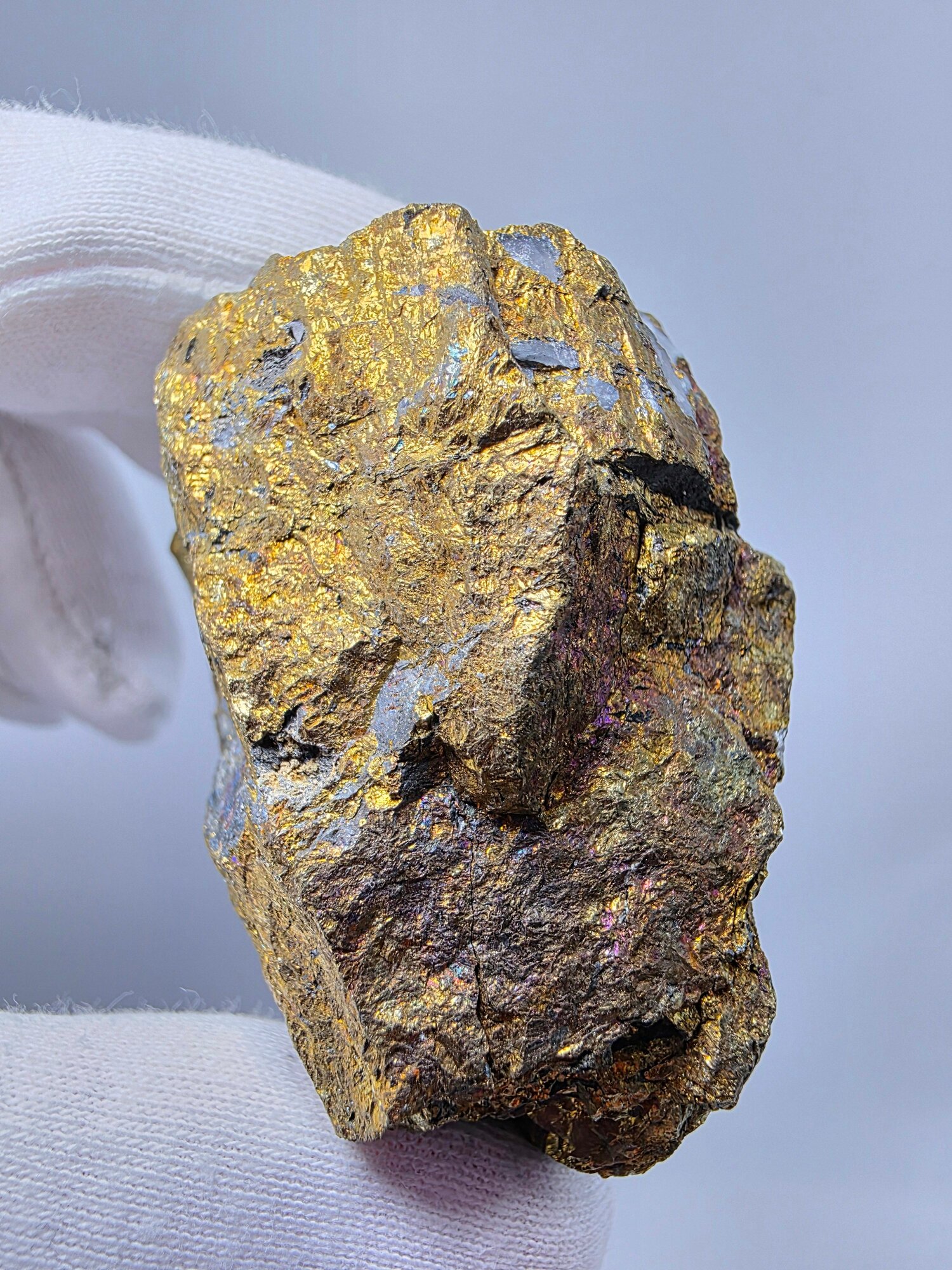 Халькопирит 55 мм, 159 г.