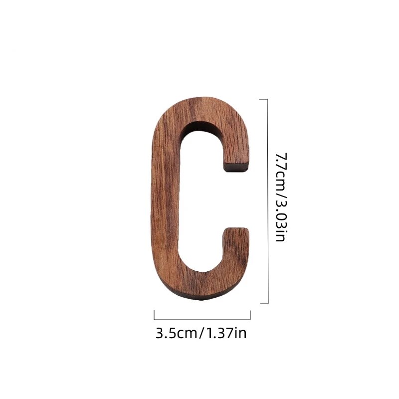 Деревянная буква C, 7.7x3.5 см