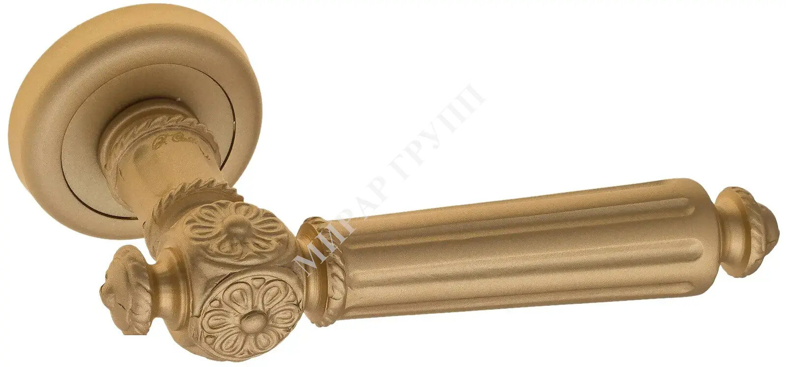 Дверная ручка Fratelli "TORCELLO" D1 на круглой розетке матовая латунь