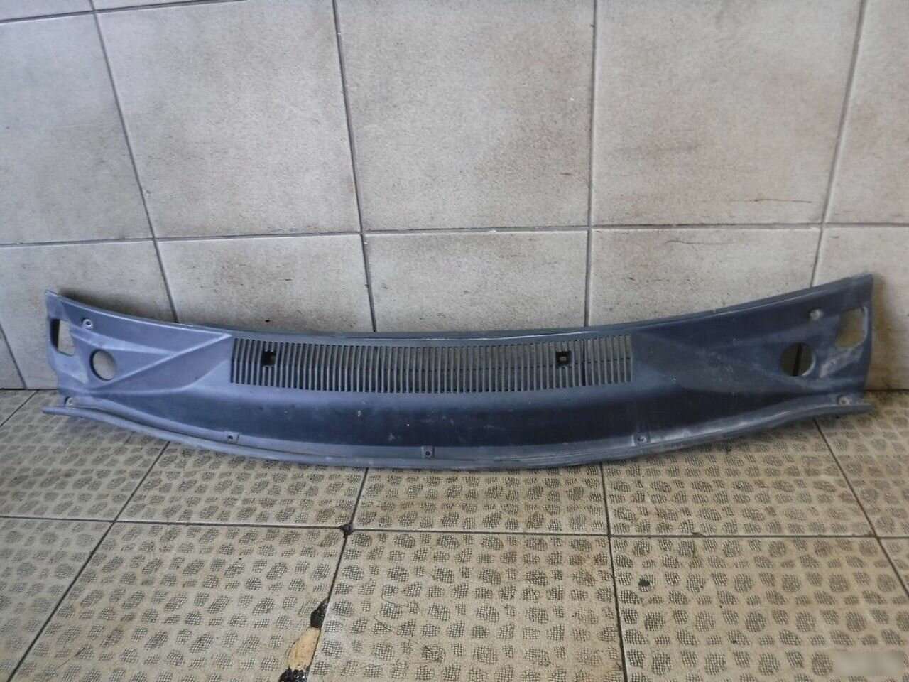 Решетка стеклооч. (планка под лобовое стекло) Hafei Brio I (2002—2010) AAB53001120