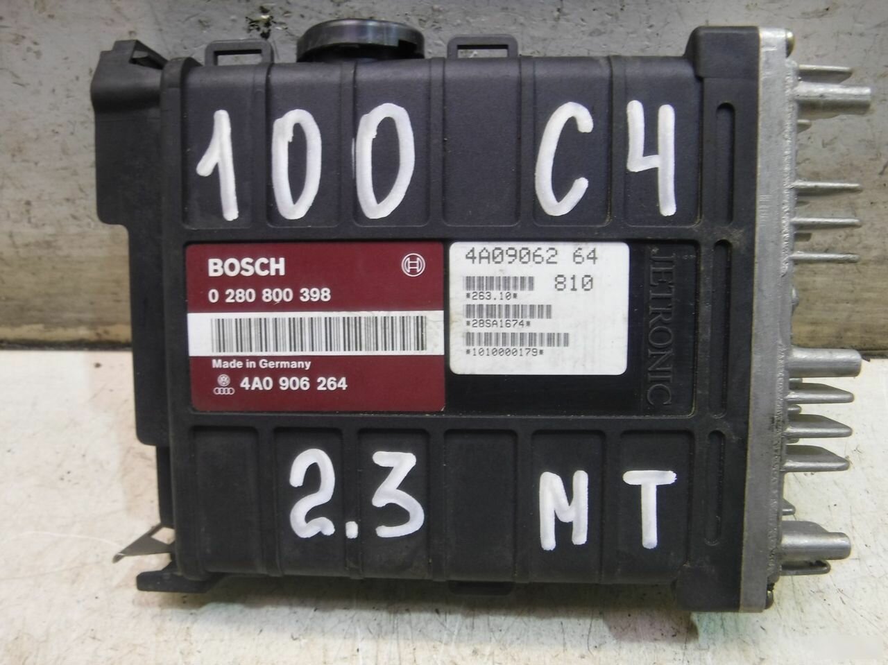 Блок управления двигателем Audi 100 C4 (1990—1994) 4A0906264 0280800398