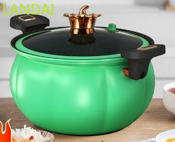 Бытовая керамическая кастрюля зеленого цвета