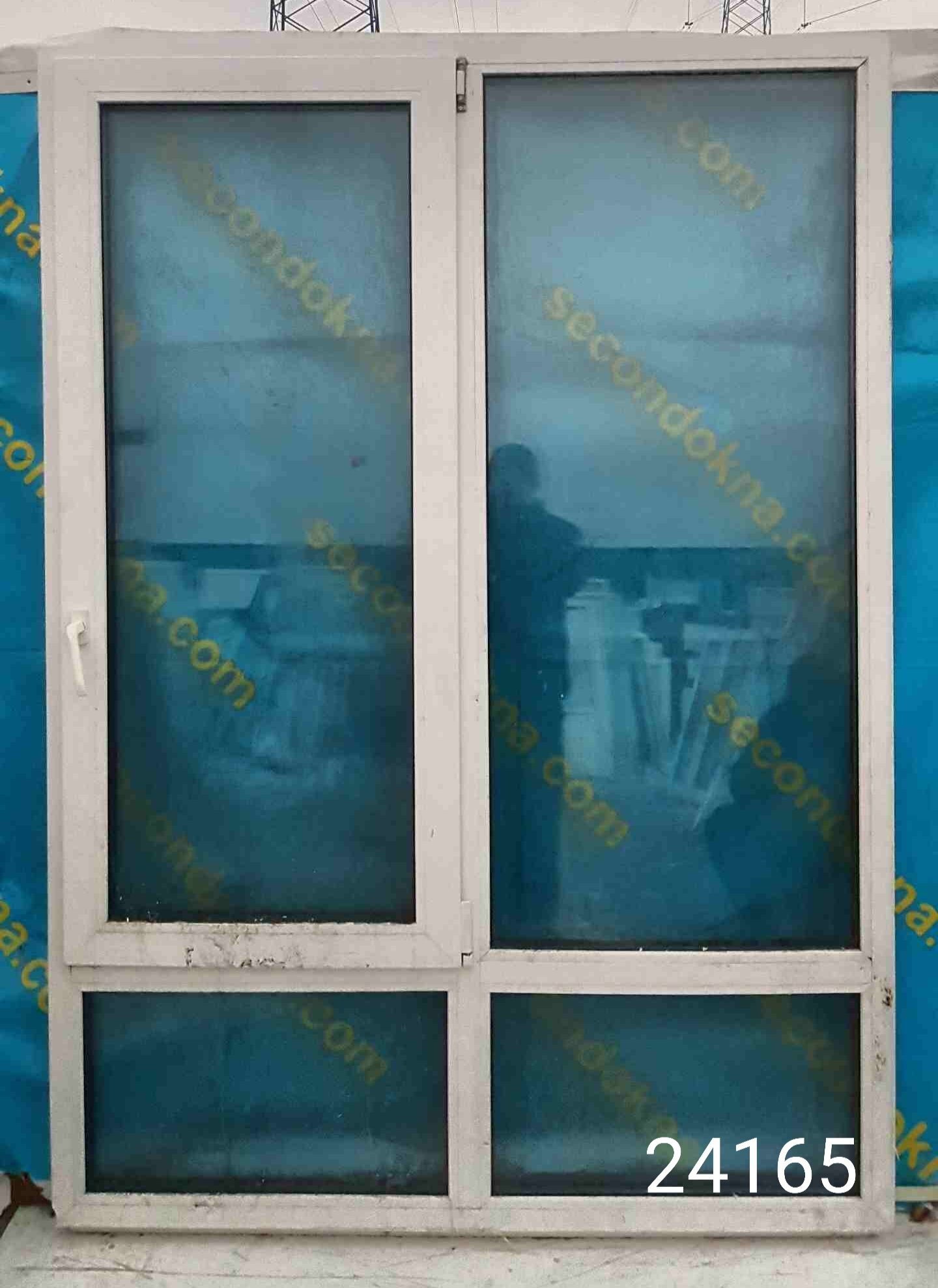 Пластиковое окно Б/У 2050(в) 1640 об х 1460(ш)