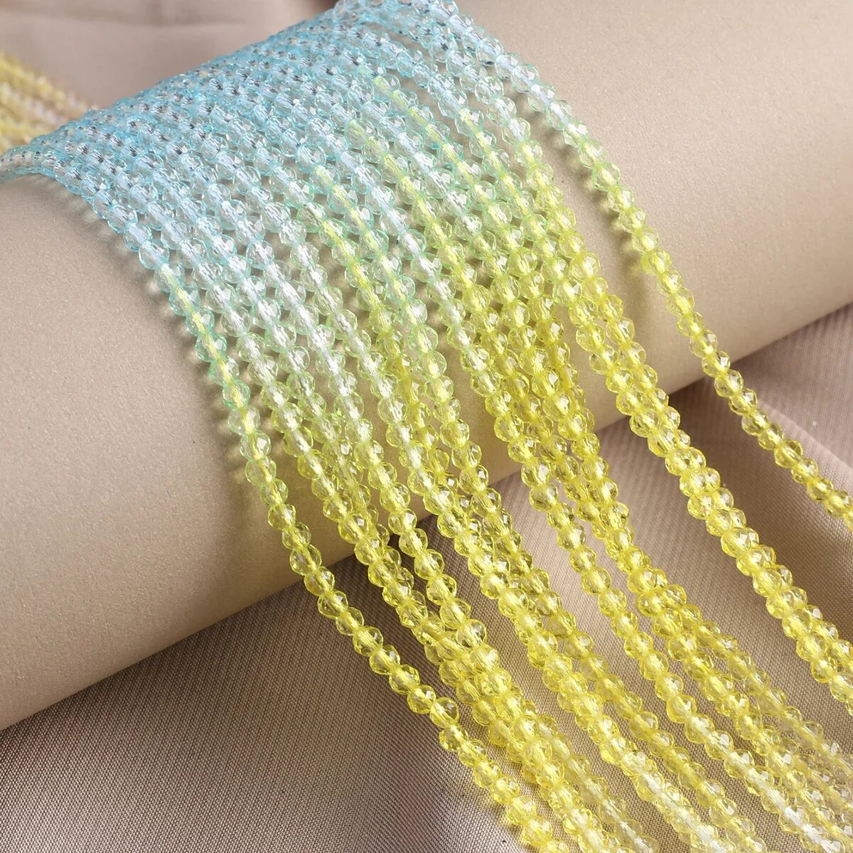 Бусины шпинель и кристалл 125 шт 14