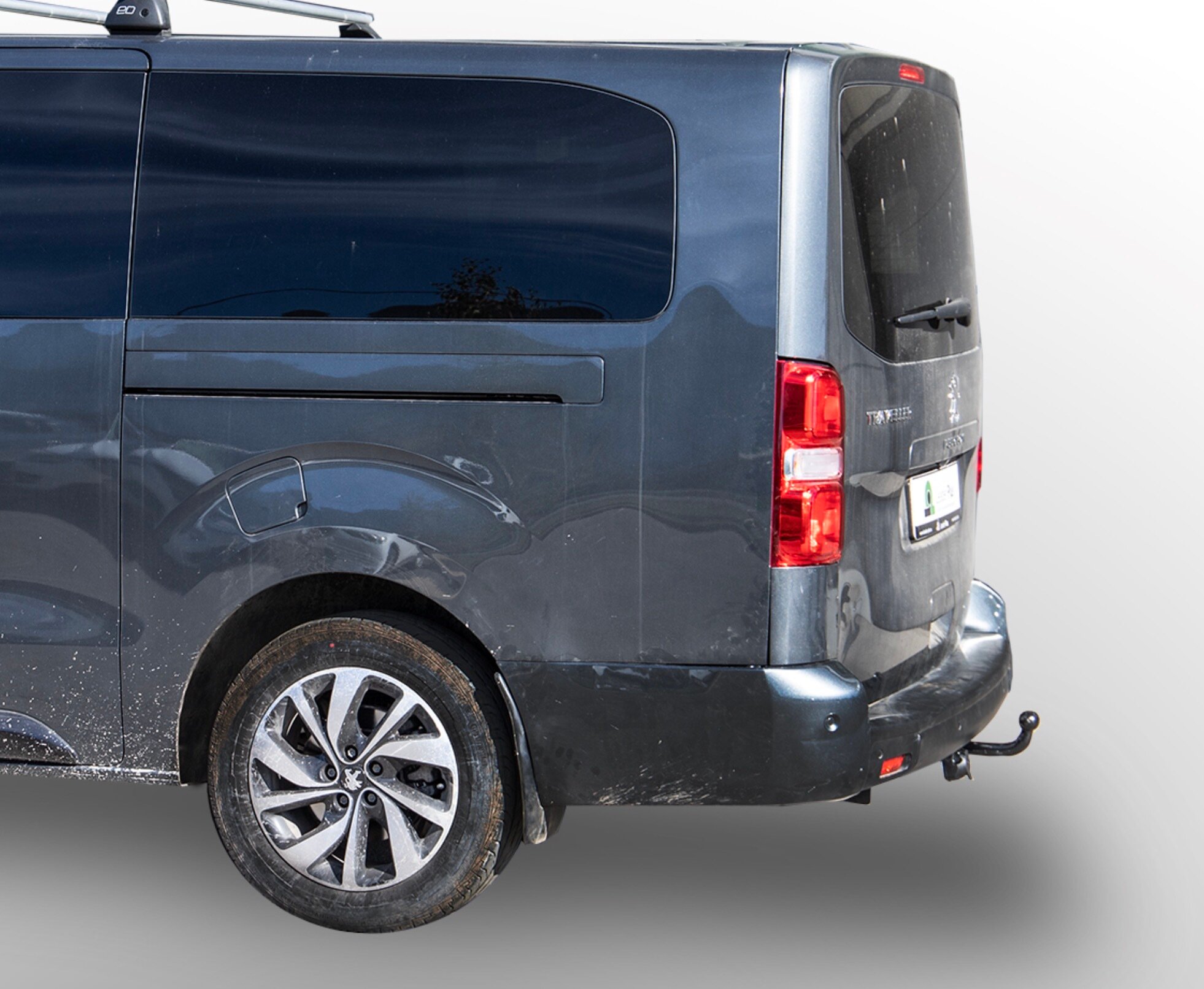 Фаркоп для PEUGEOT TRAVELLER / TOYOTA PROACE 2016 - арт. P108-A