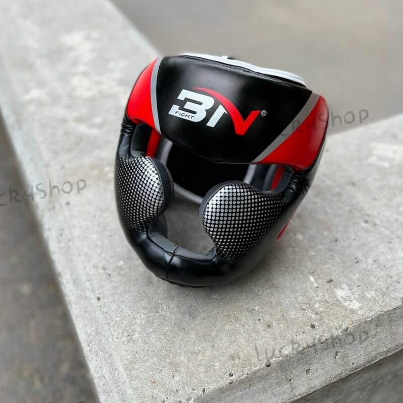 Шлем боксерский , анатомический, искусственная кожа, регулировка размера, черный, красный