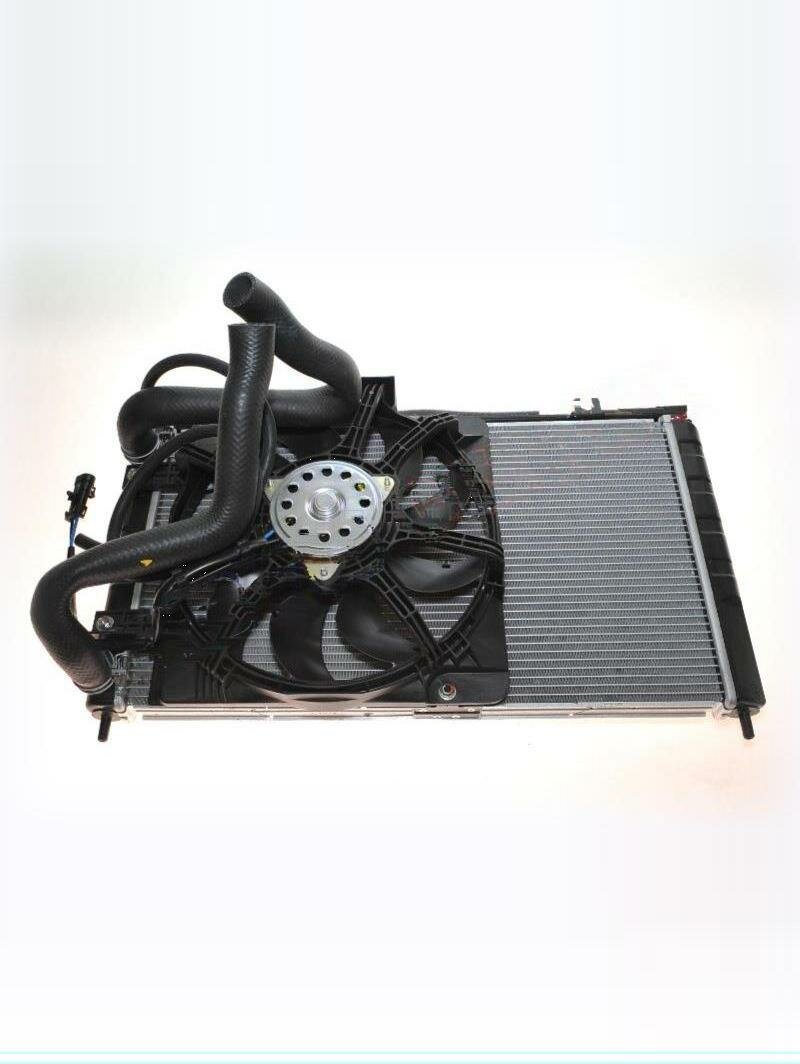 Радиатор охлаждения ВАЗ 2170, Приора,2171,2172, под кондиционер, PANASONIK, в сборе, 21720-1300010-00