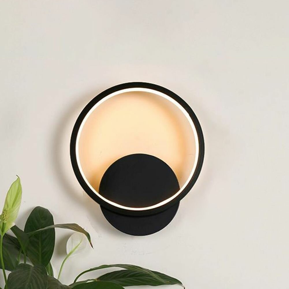 Настенный светильник