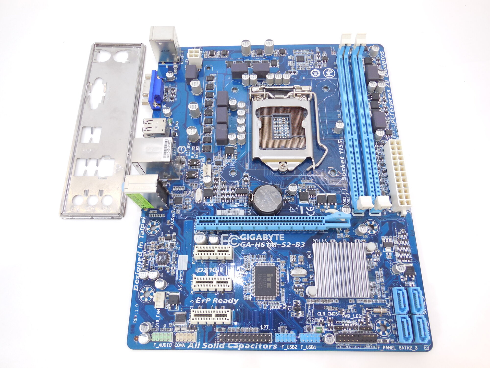 Материнская плата Socket 1155 Gigabyte GA-H61M-S2-B3, чипсет Intel H61, 2x DDR3, 4x SATA-II, 1x PCI-E x16, 3x PCI-E x1, LAN GBE, VGA, 4x USB2.0, mATX Рамка