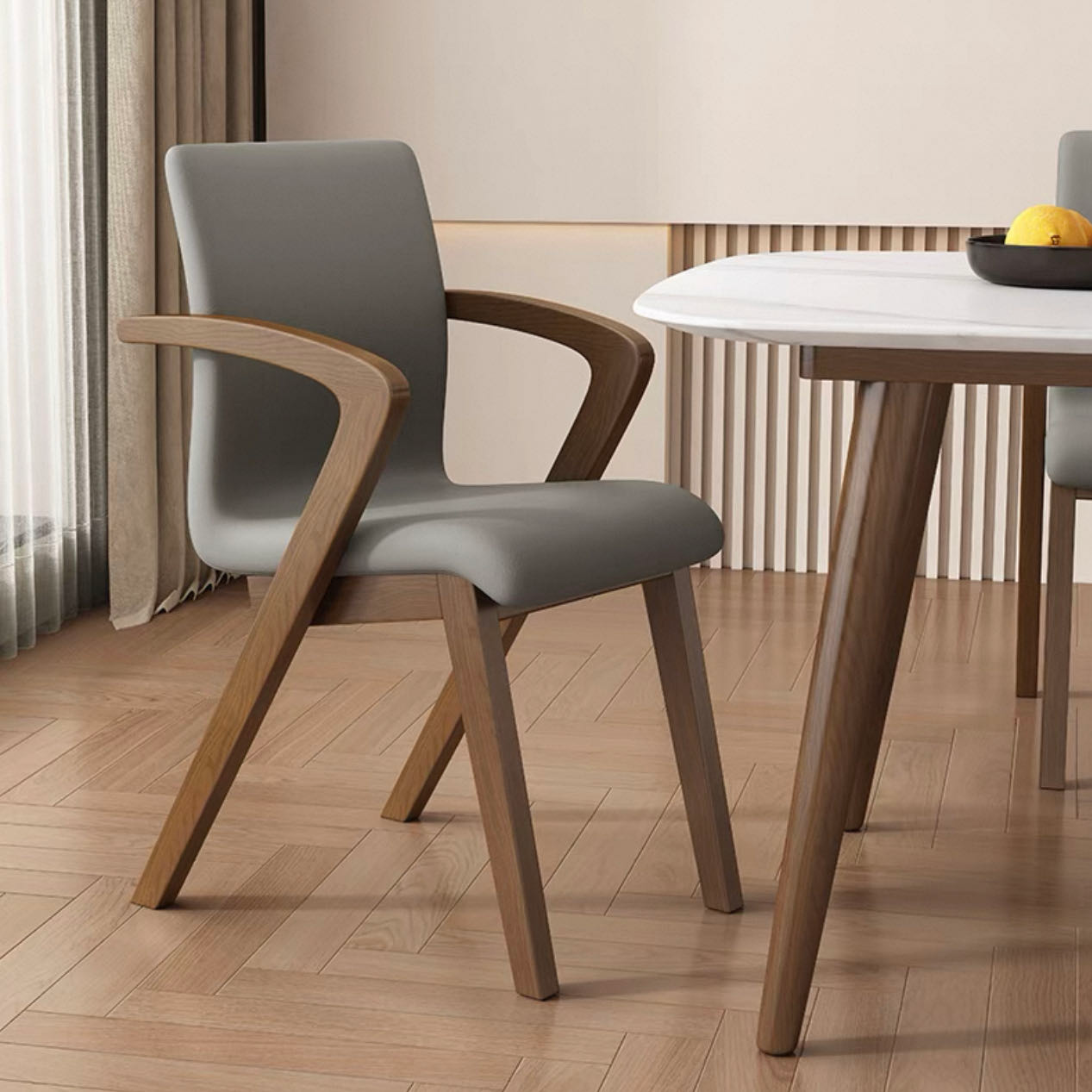 Обеденный стул с подлокотниками Boutarry (цвет серый /основание цвет коричневый)