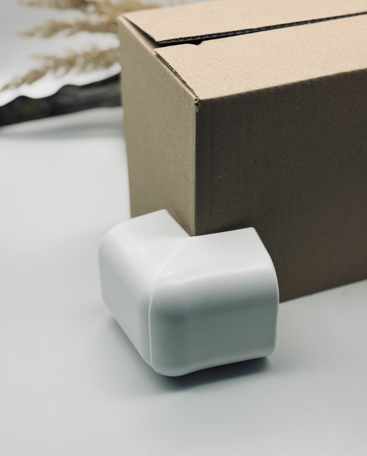 Угол внешний Ruvinil Арктика, для кабельного канала 74x55 мм, чисто-белый, пластик