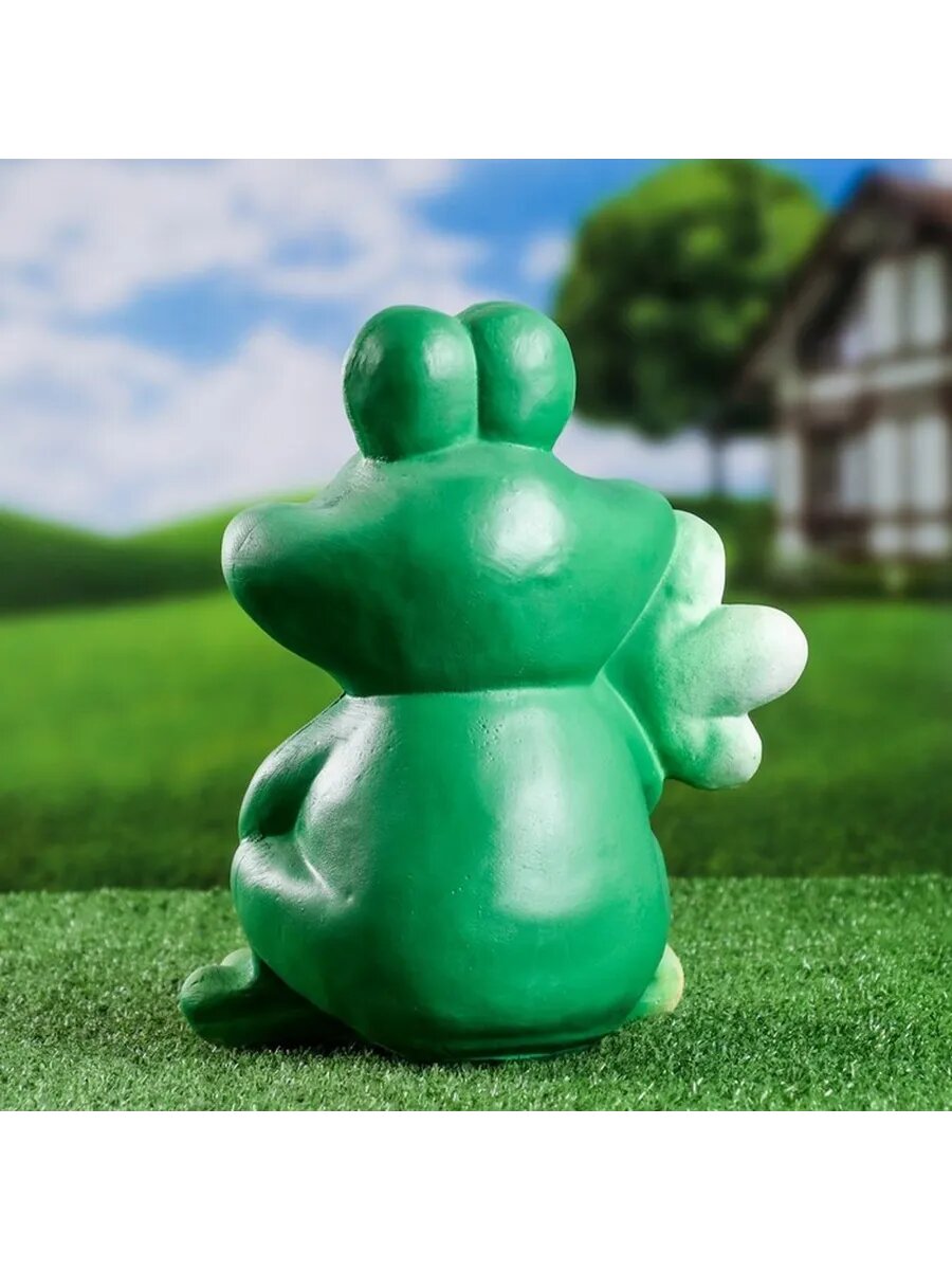 Очаровательная садовая фигура Лягушка с ромашкой