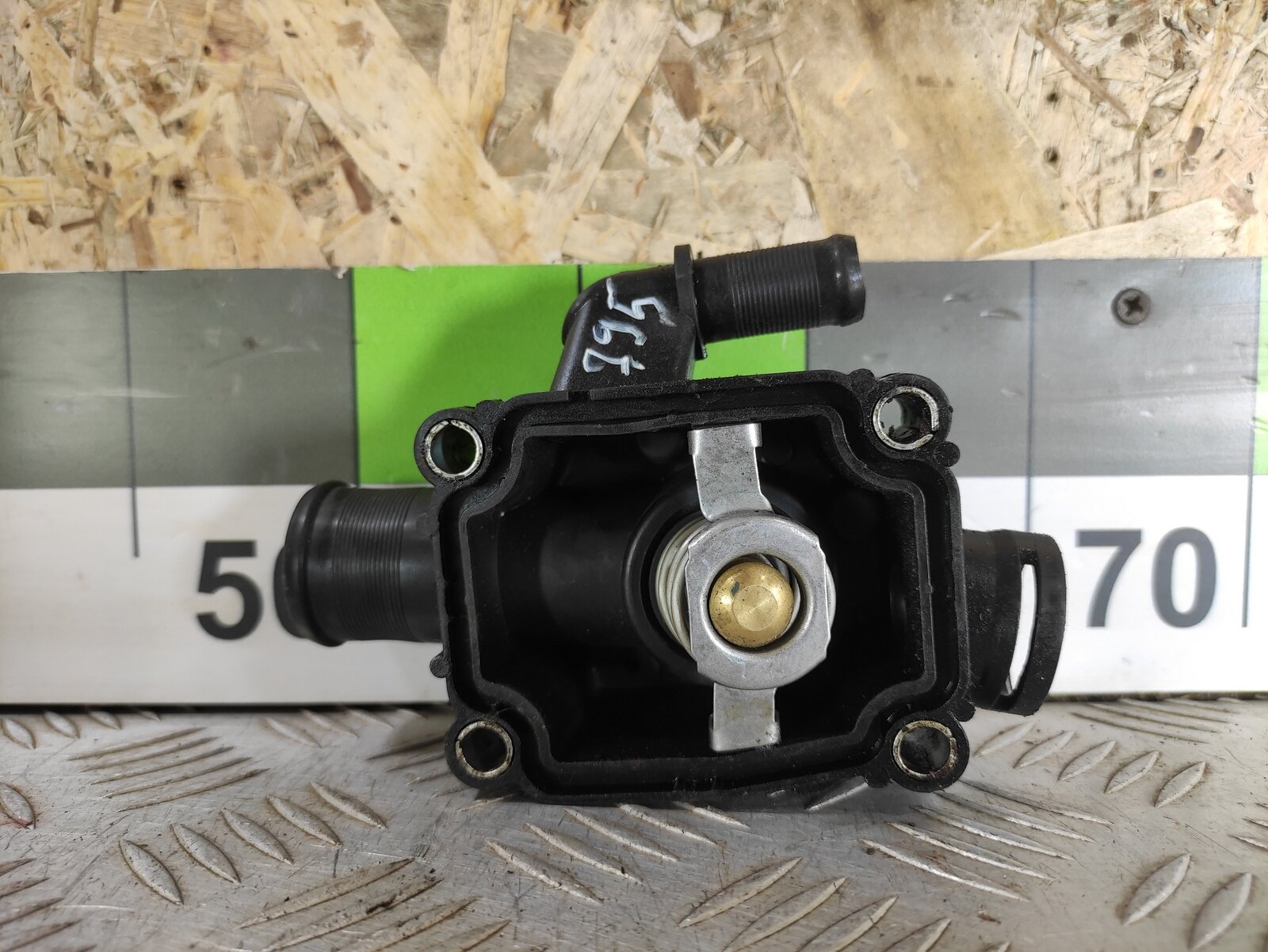 Корпус термостата CITROEN C4 2005-2011 1336Z0