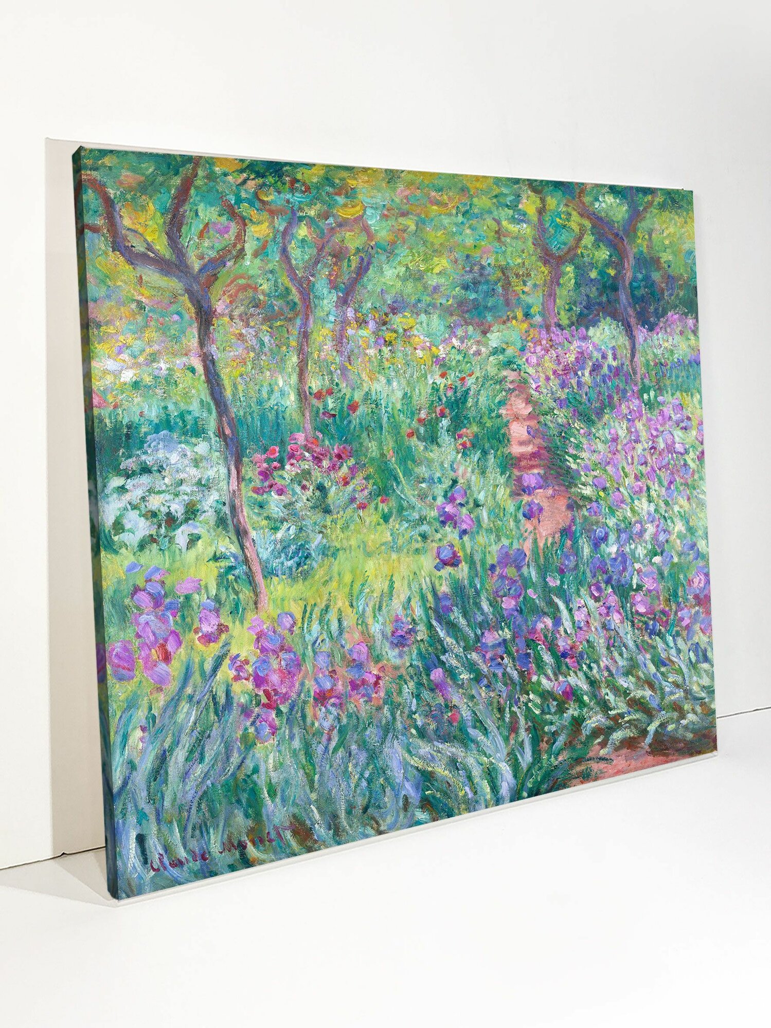 Картина Клод Моне Сад ирисов в Живерни на холсте 70х70см