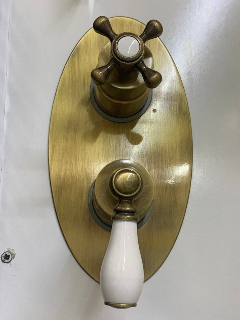 Смеситель для душа встроенный на 3 положения BOSSINI RETRO Z36206850 бронза