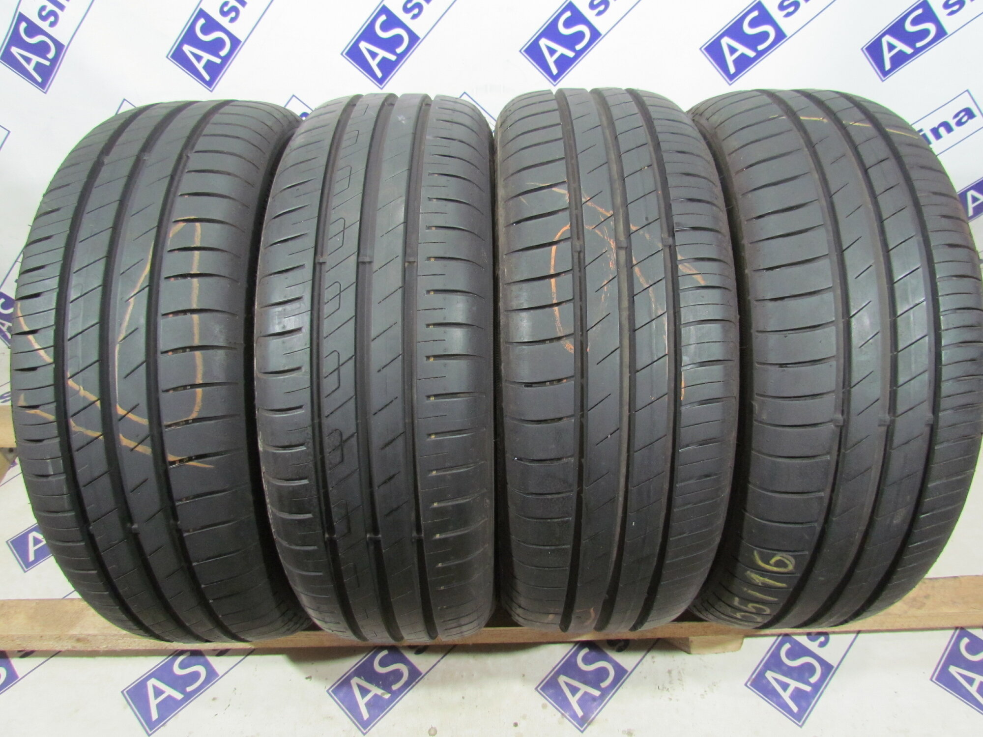 Goodyear EfficientGrip Performance 195 55 R16 летние БУ шины 5-10% износ , артикул 0020167