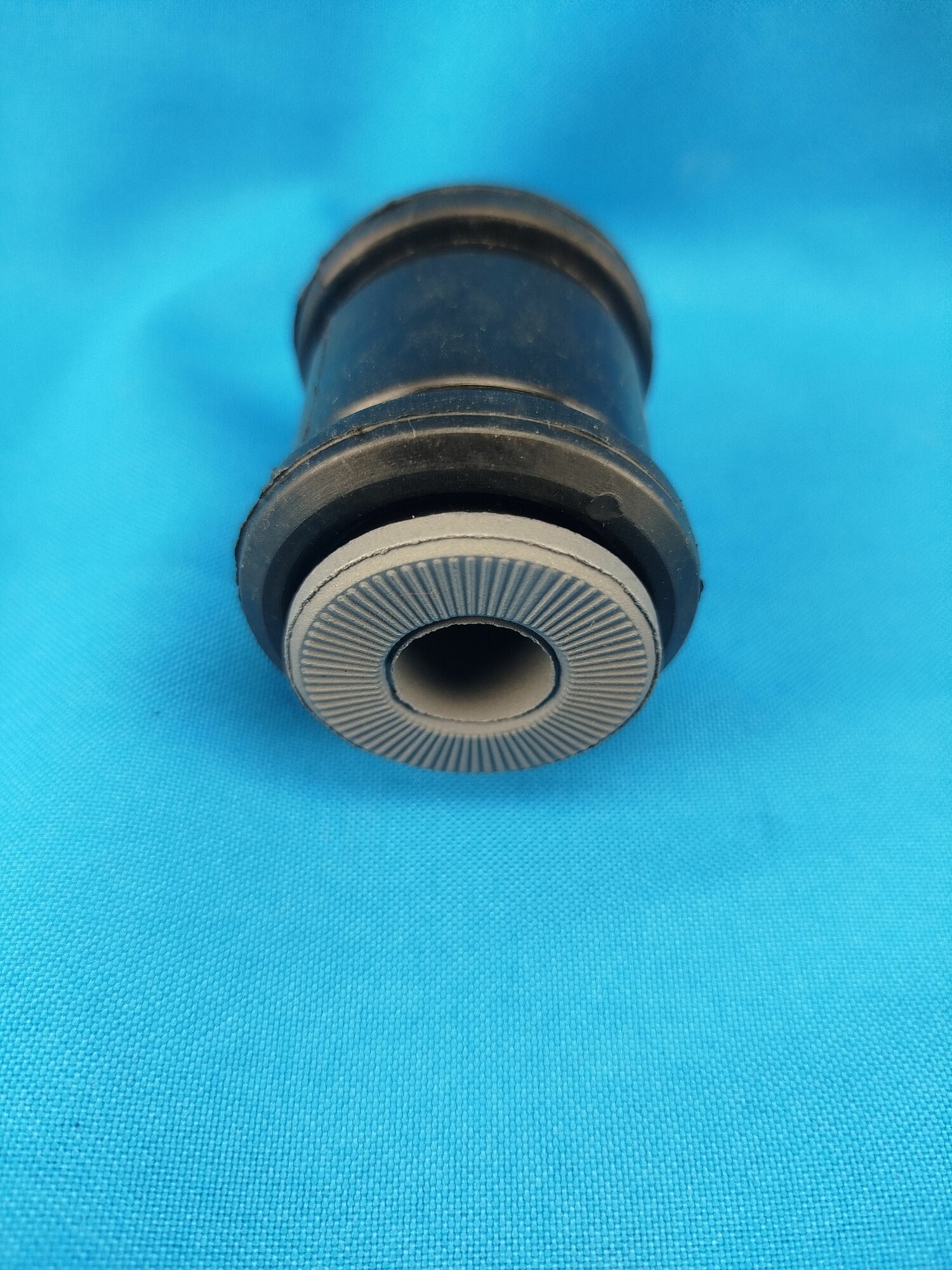 Сайлентблок переднего рычага передний "AMD" для автомобилей Daewoo Nexia, Espero, Chevrolet Lanos, Opel Kadett E